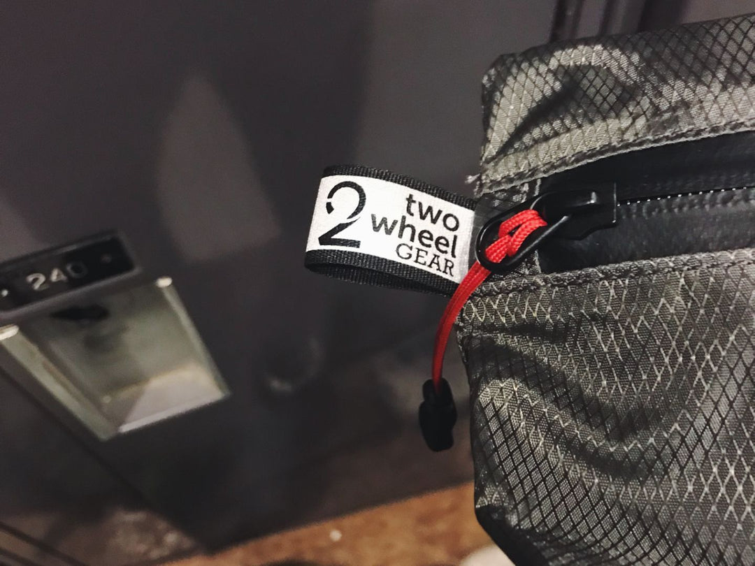 The Wet Sack (5 L) - Waterproof Packing Bag – Two Wheel Gear Canada